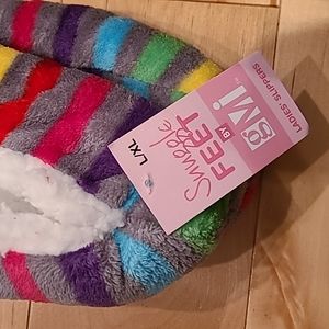 Shoes | Womens Slippers Snuggle Feet Lxl | Poshmark